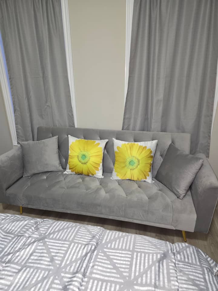 Comfy Private 1 Bedroom Studio Suite Entire Place - Caledon