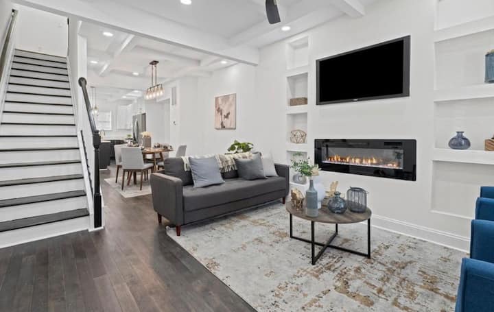 Hopkins Suite & City Access (A) - Baltimore, MD