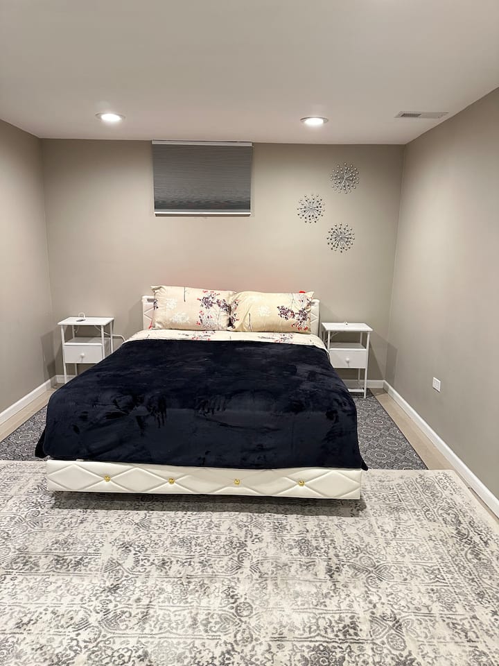 Cozy 1-bedroom Basement Apartmen - Bolingbrook, IL