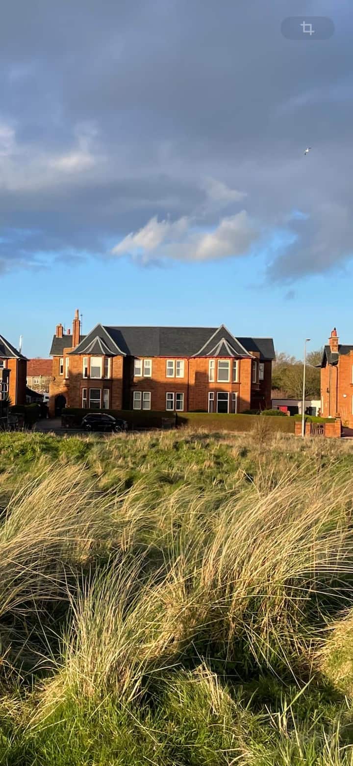 101 South Beach - Troon