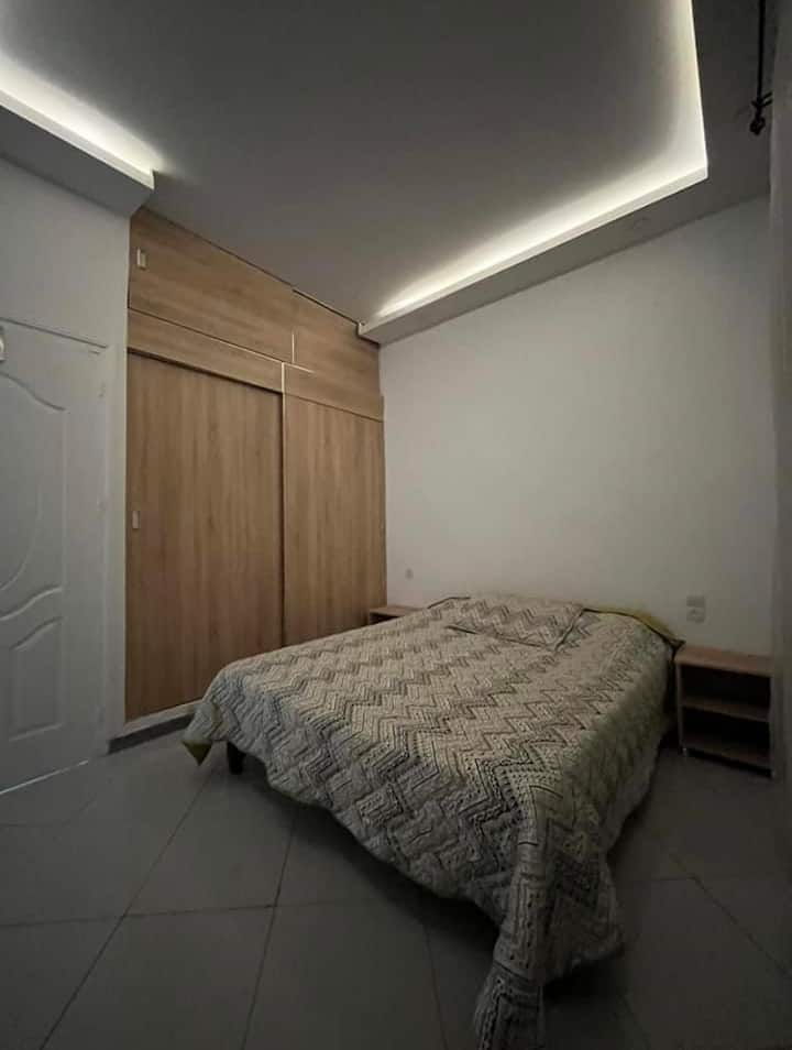 Appartement Bien Situé Et Calme - Tlemcen