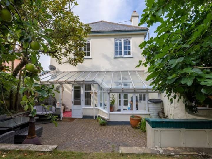 Beautiful, Spacious, Coastal Family Home Log Fire. - Dawlish Warren