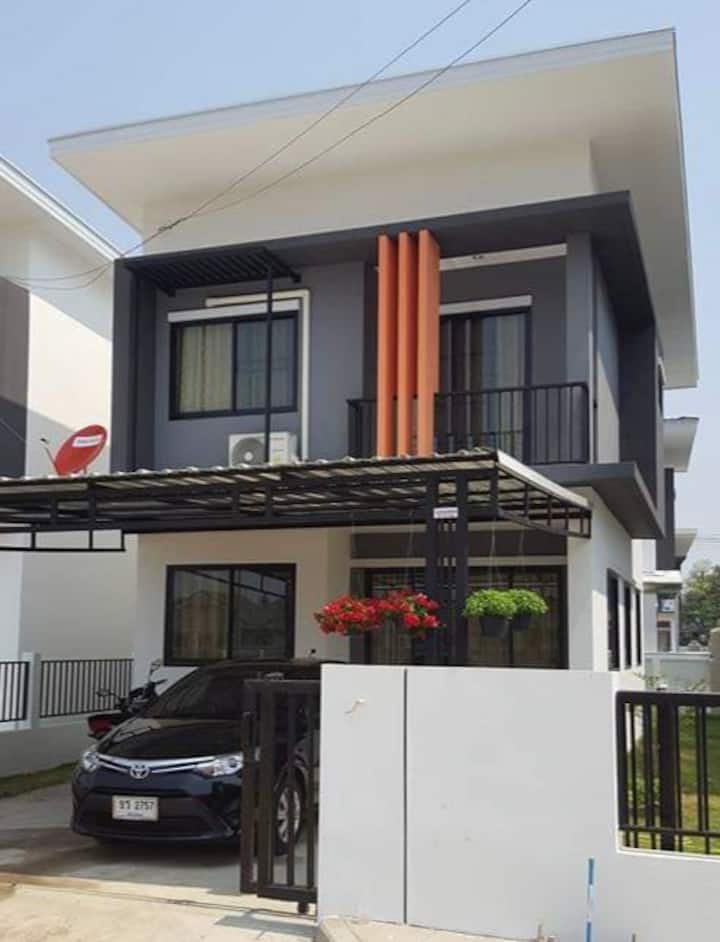 Cozy Mini Home - San Kamphaeng