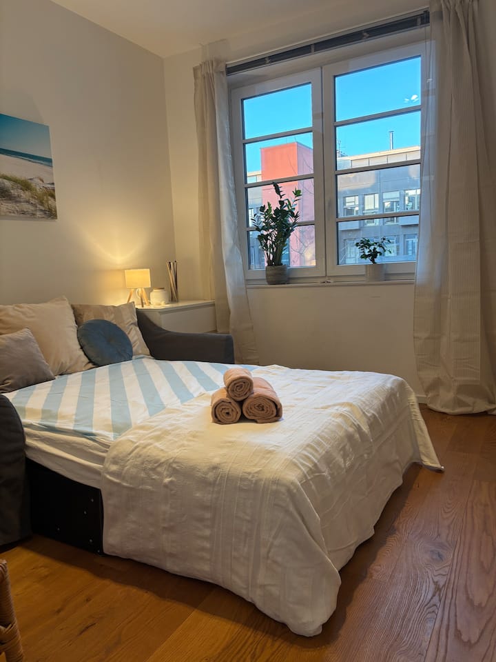 Modernes Zimmer Im Herzen Von Winterhude - Hamburg