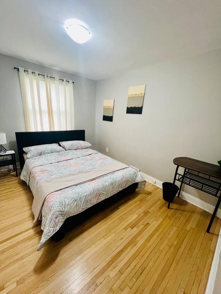 Room In St. Catherines - Niagara-on-the-Lake