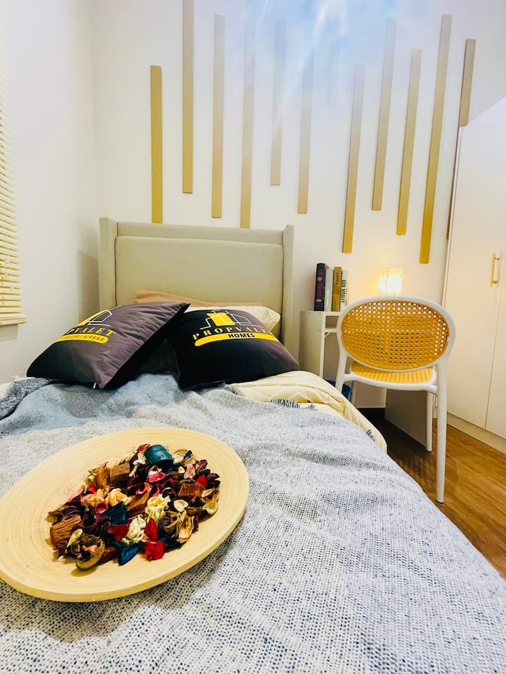 #C1 Single Room Shared Condo Damansara Utama - 八打靈再也