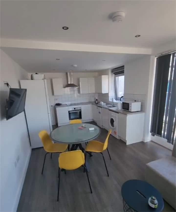 Stylish Ensuite Sheffield Center - Rotherham