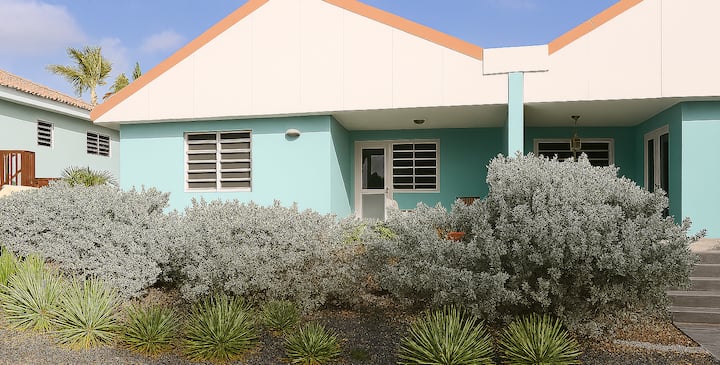 Casa Coração
(Vlakbij Mambo En Jan Thiel Beach) - Curaçao