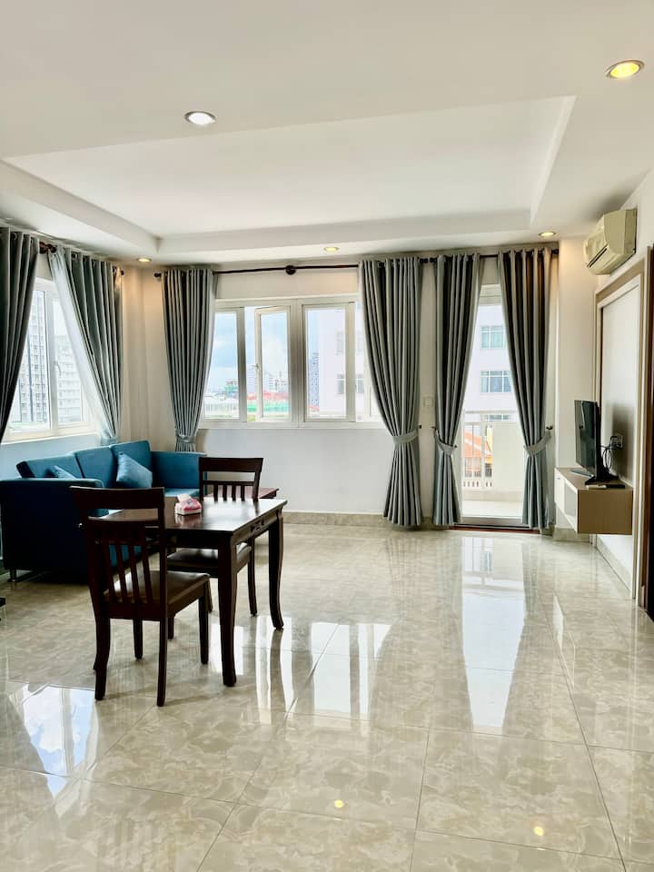 1br Serviced Apartment In Cbd - Phnom Penh