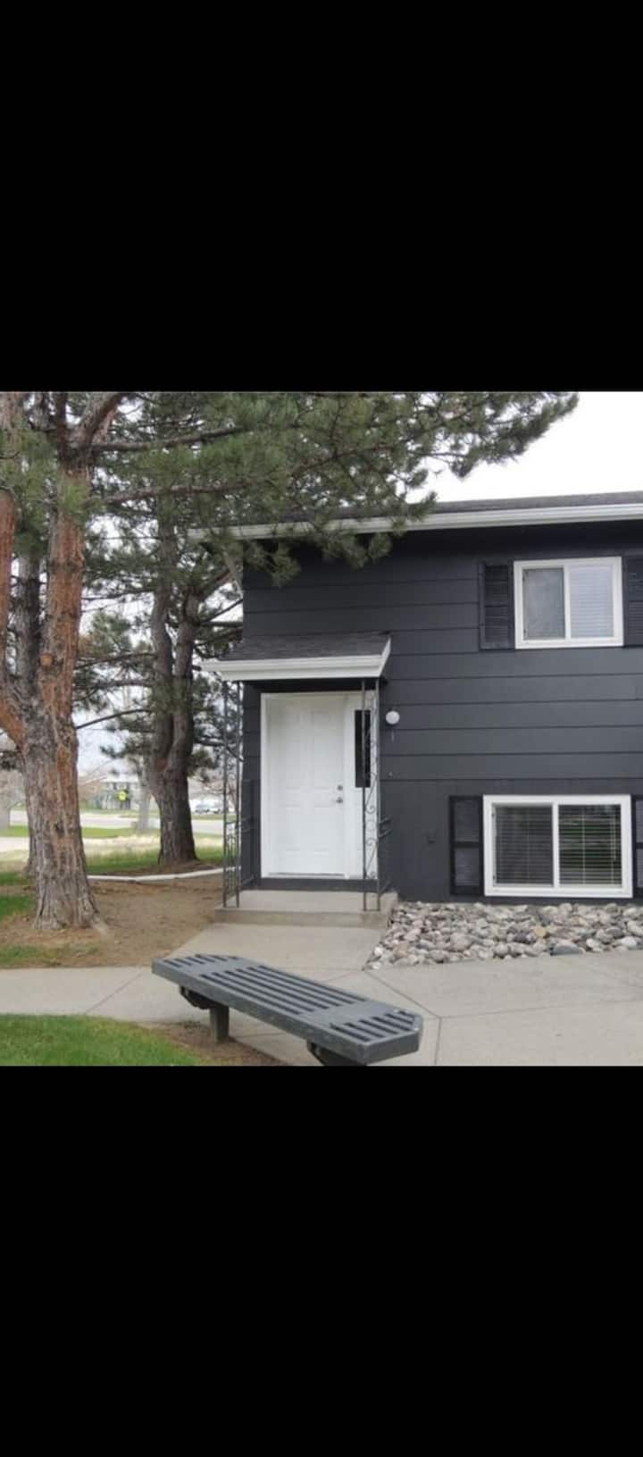 Quiet Corner Townhome - Billings, MT