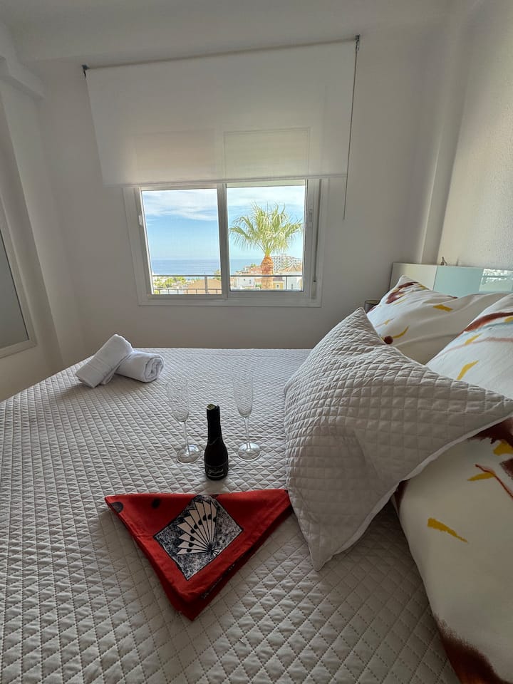 Calma Y Lujo Con Vistas Al Mar - Nerja