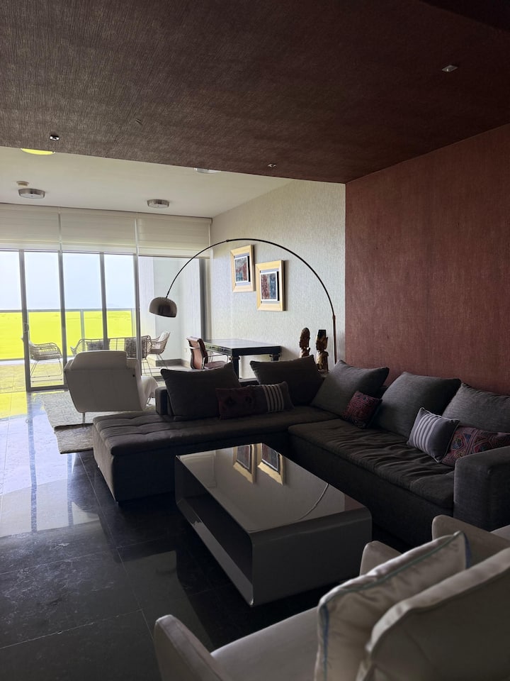 Lujoso Apartamento - Yoo Panamá - Panama City