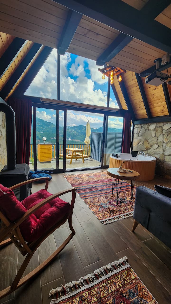 Sirius Bungalov - Ризе