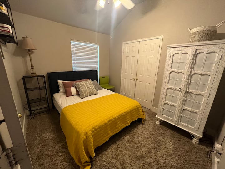 Room In Mansfield Tx Full Access - Mansfield, TX