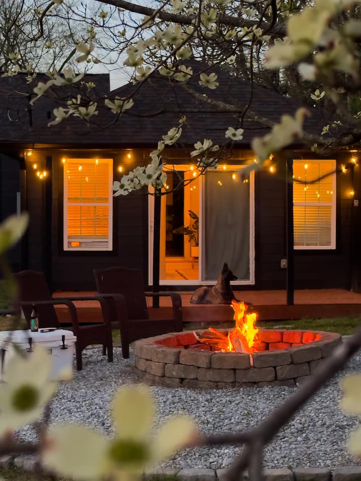 Nashvillegetaway – Pet-friendly & Airport Adjacent - Nashville, TN