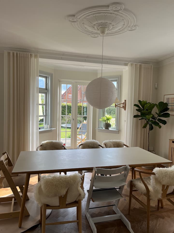 Beautiful Villa Near City Center - Kopenhagen