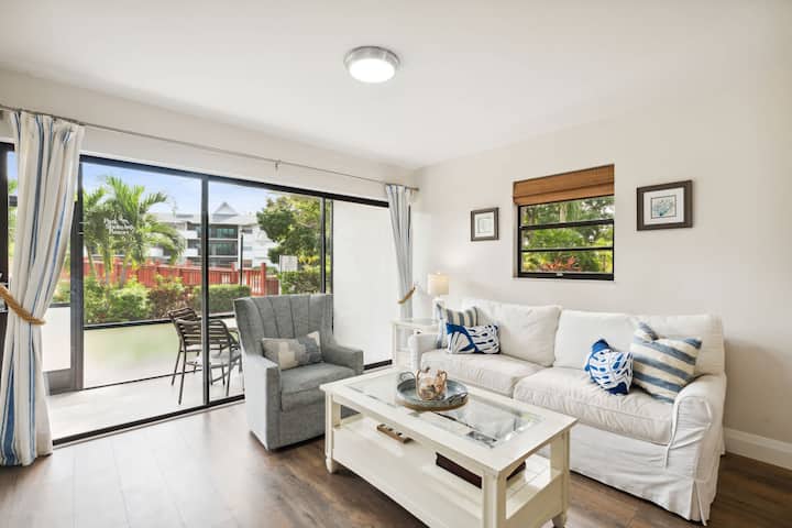B-116 - Resort Views And Close To The Lobby - Naples, FL