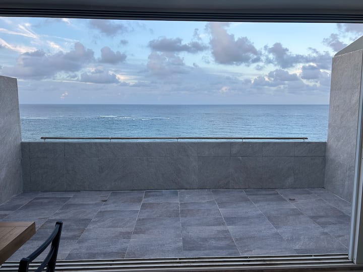 Zenretreat:oceanfront 2lvl Penthouse Epicoceanview - San Juan
