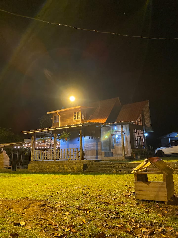 Hermosa Casa En Gualaquiza - Amazonas