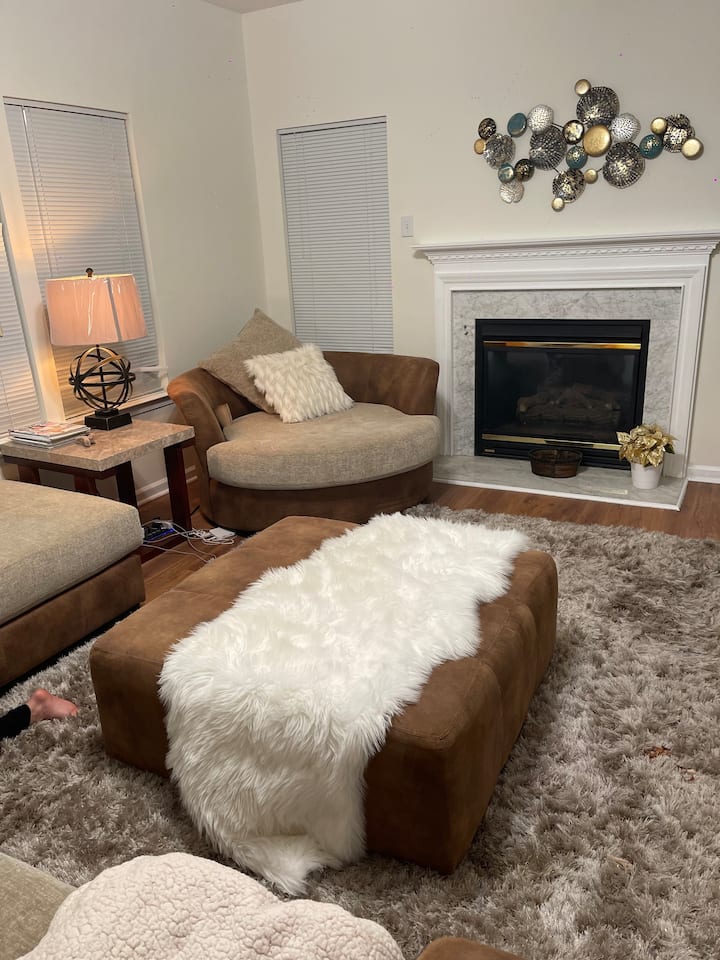 Perfect Short -Term Rental- Fully Furnished - Charlotte, NC