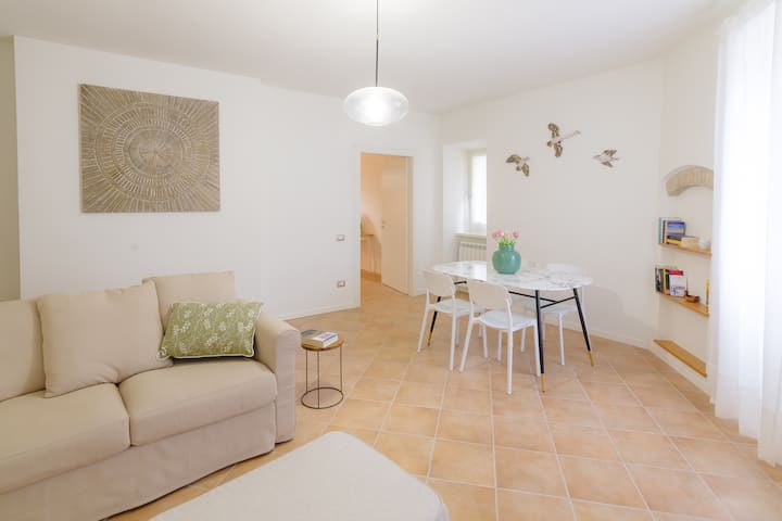 Appartamento Nel Centro Storico Di Montefalco - Montefalco