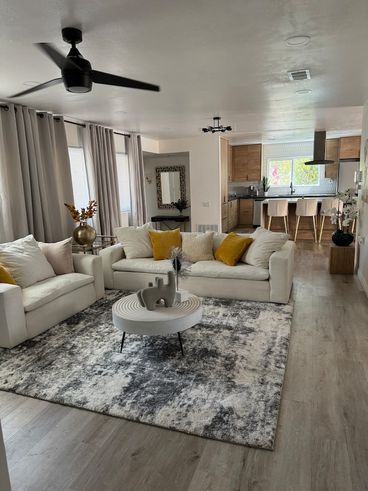 Entire 5 Bedroom Home - 拉米薩