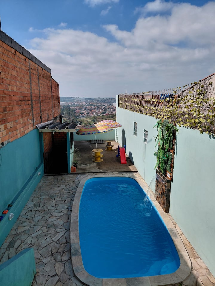 Casa Com Piscina E Churrasqueira, Em Poá - Poá
