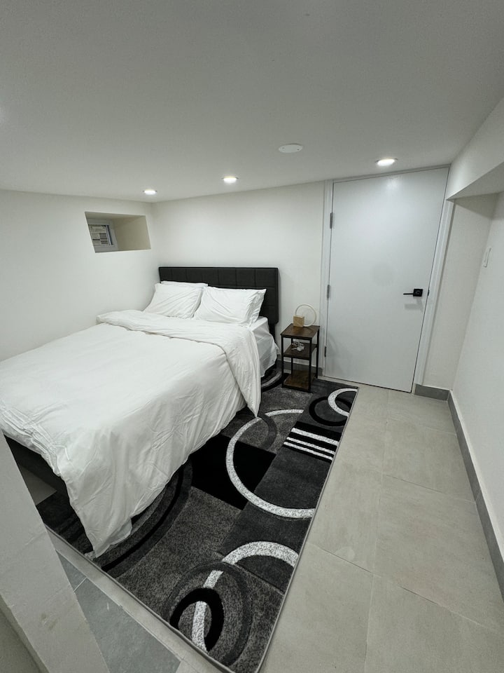 Affordable In Good Location - Newark, NJ