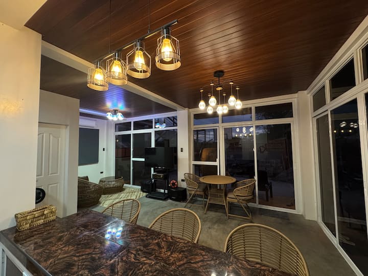 Cozy Casa With Private Pool - Abucay