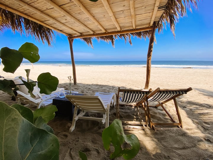 Casa Aloha Frente Al Mar En Las Pocitas, Máncora - Máncora