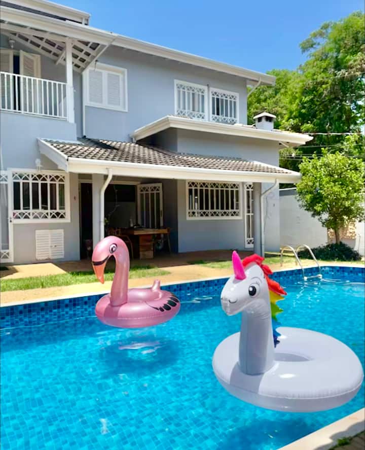 Estilo E Conforto: Casa 4 Quartos Com Ac + Piscina - Campinas