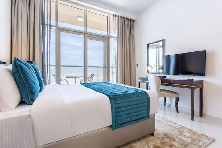 Cozy Studio High Marina View Jvc With Balcony - Dubái