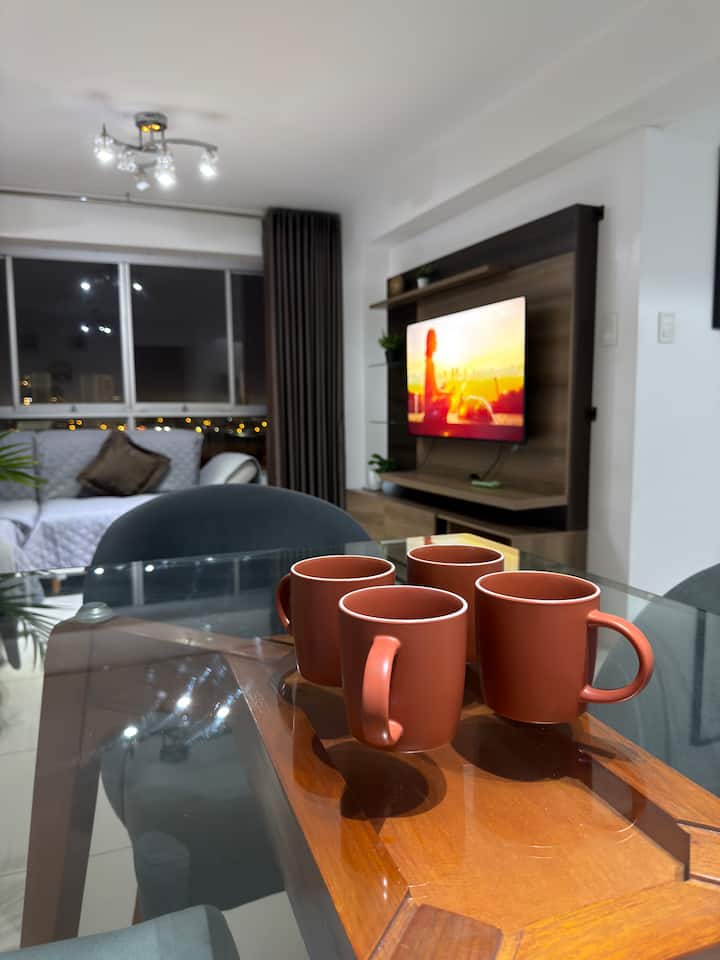 Céntrico Departamento Moderno - Lima