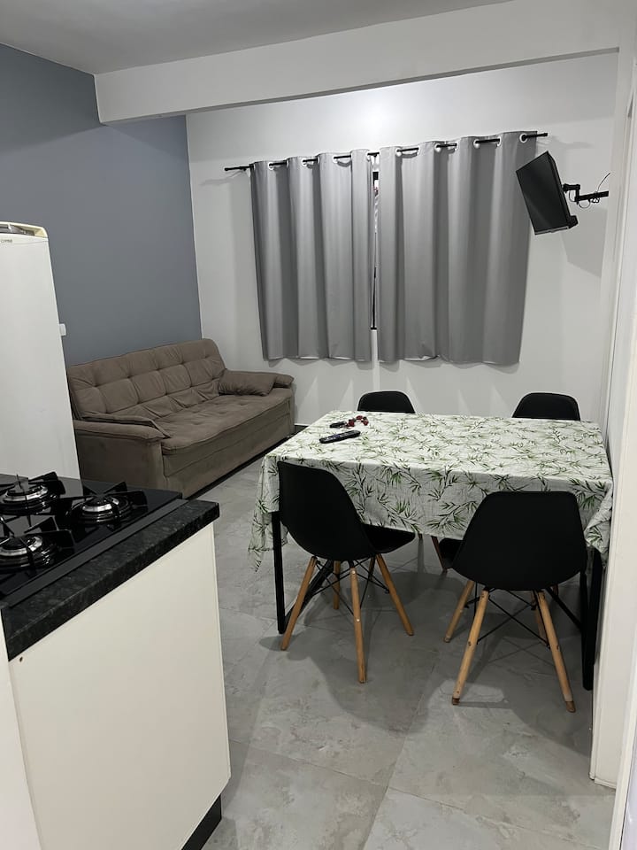 Apartamento Com Boa Localização Em Curitiba - Araucária