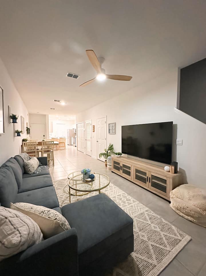 Comfort And Style By The Coast - St. Augustine, FL