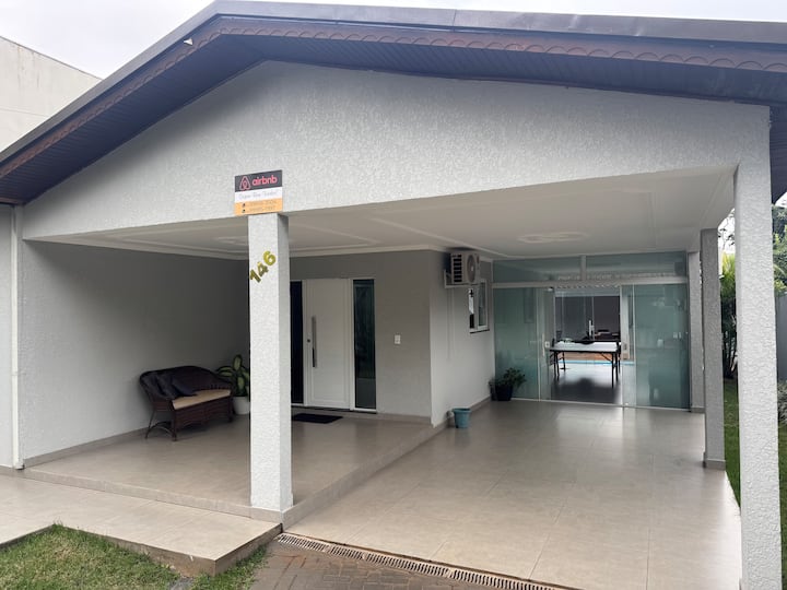Casa Linda Com Piscina 300m2 - Foz do Iguaçu