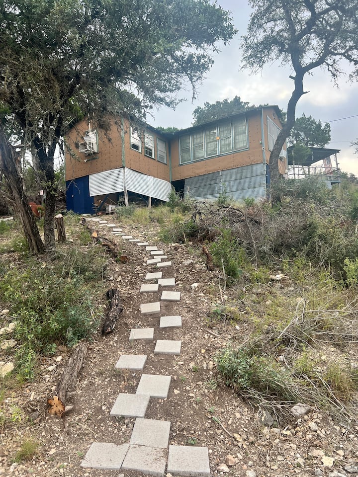 Secluded Cabin With Amazing View - Medina Lake, TX