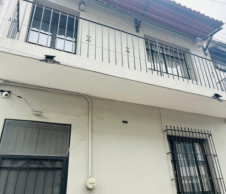 Casa Para 15 Personas En El Centro Gdl - Guadalajara