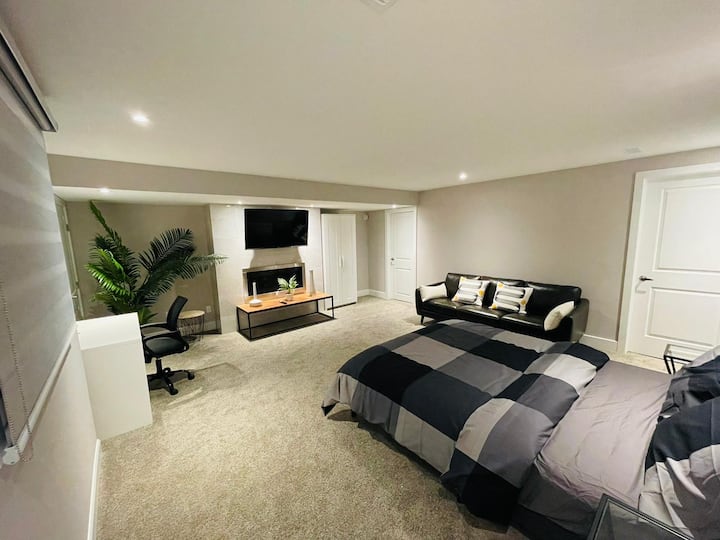 Luxury Bedroom With Ensuite In Townhouse - Kanata