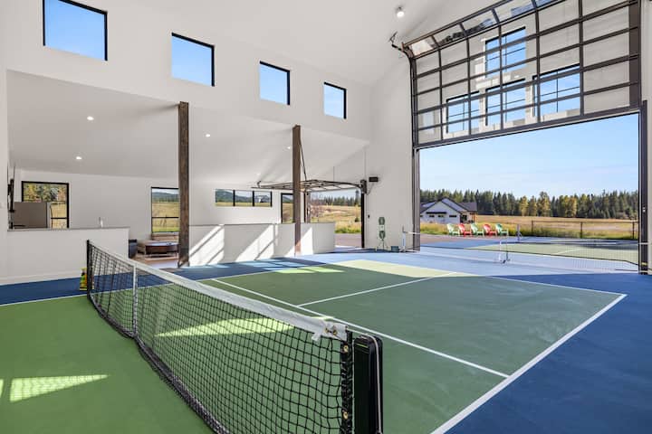 Pickleball Retreat, 2 King Beds And Rv Parking - Whitefish, MT