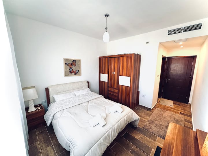 Apartment In Amman Deir Ghbar - Amman