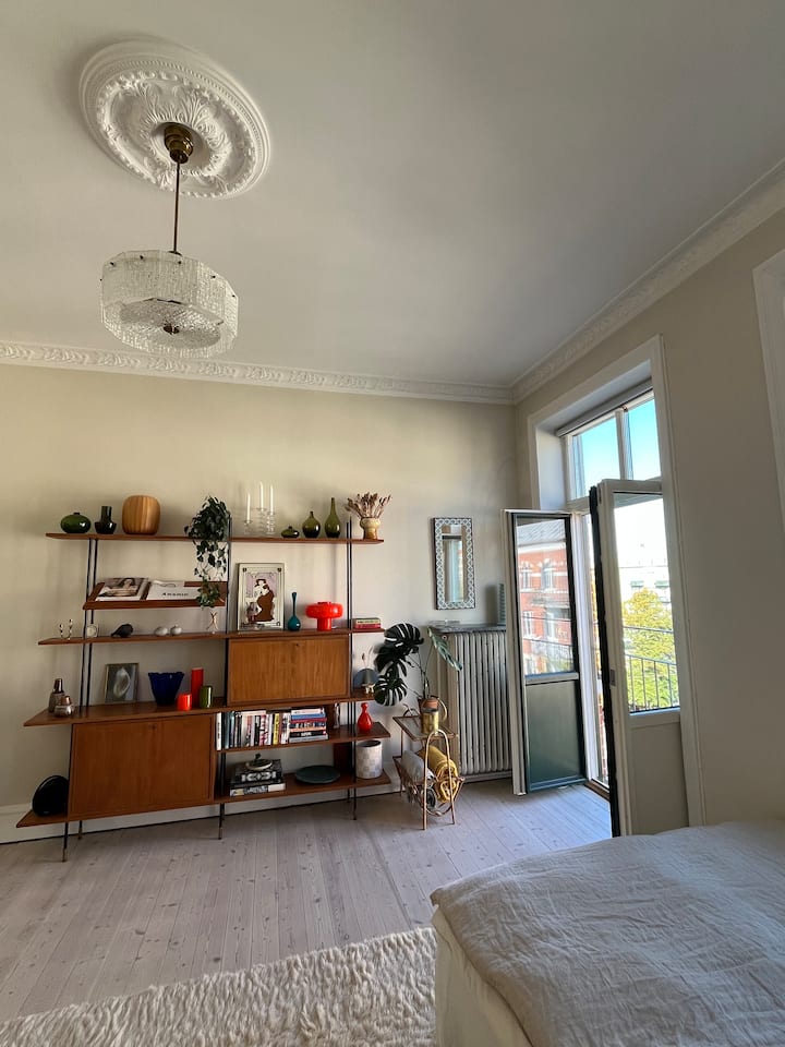 Ljus Och Hemtrevlig Lägenhet På Möllevångestorget - Malmö