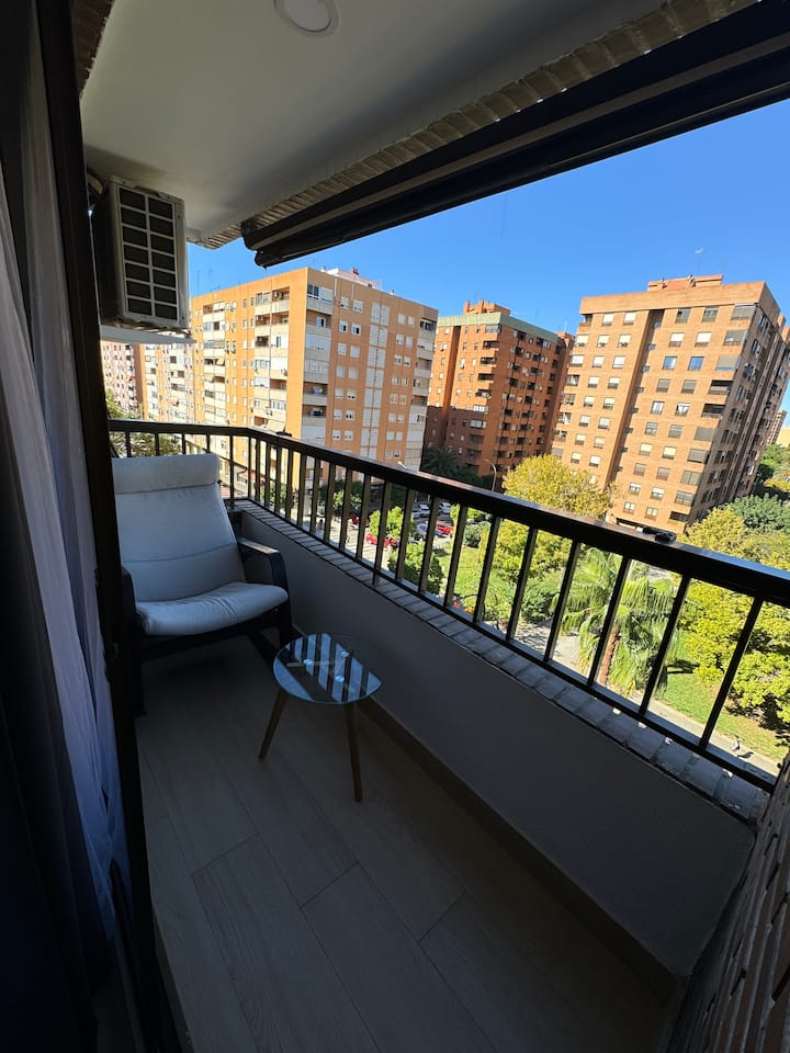 Room With Private Bathroom - Valencia