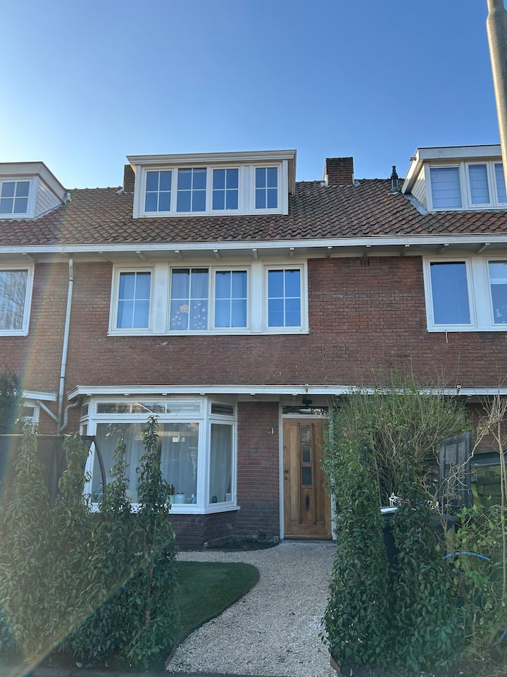 Charming House Next To Amsterdam - Amstelveen