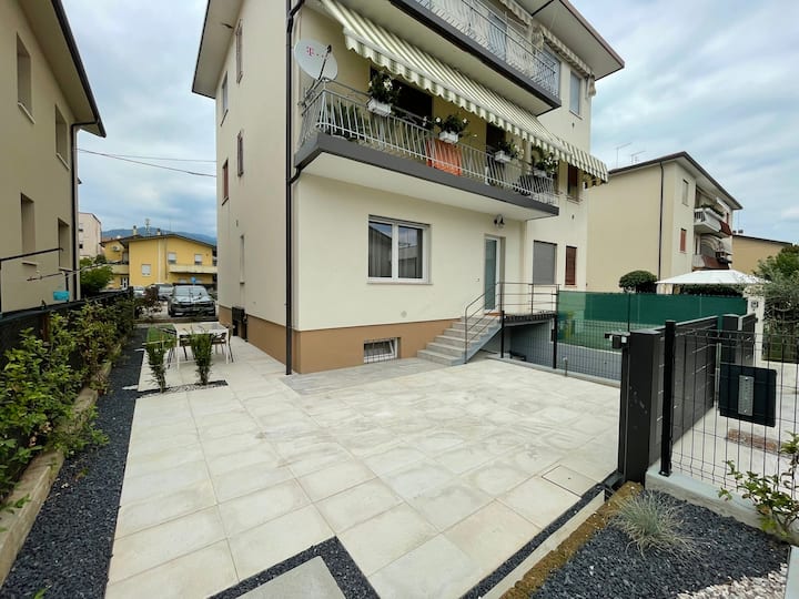 Apartment W/ Garden-walking Distance From Bassano - Monte Bianco, Treviso