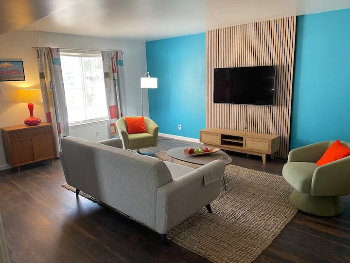 Bungalow In Historic Bernalillo. - Corrales, NM