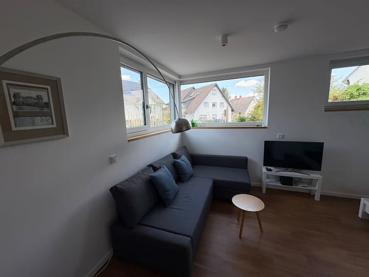 New, Quiet Holiday Apartment Near Public Transport - Frankfurt
