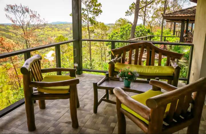 Villa Amarilla (Vista Balcón) - Jarabacoa