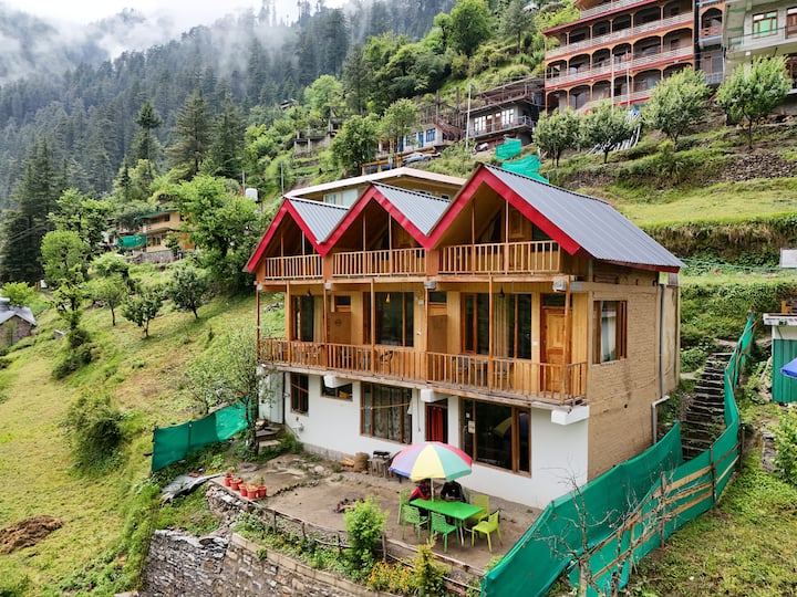 Wooden Cabins Near Jibhi Waterfall (Independent) - Jibhi