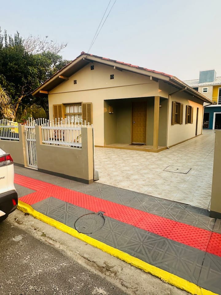 Casa Agradável Em Garopaba - Garopaba